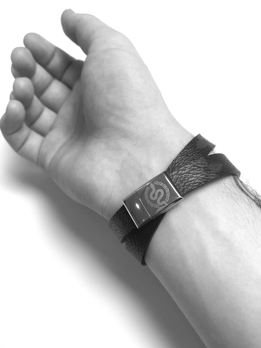 Snake Customs Karkötő – PSYCHOBUDAPEST™